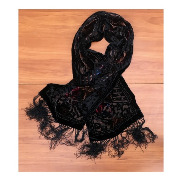High End Estate Acquired | Accessories | New Sheer Velvet Frill Fringe ...